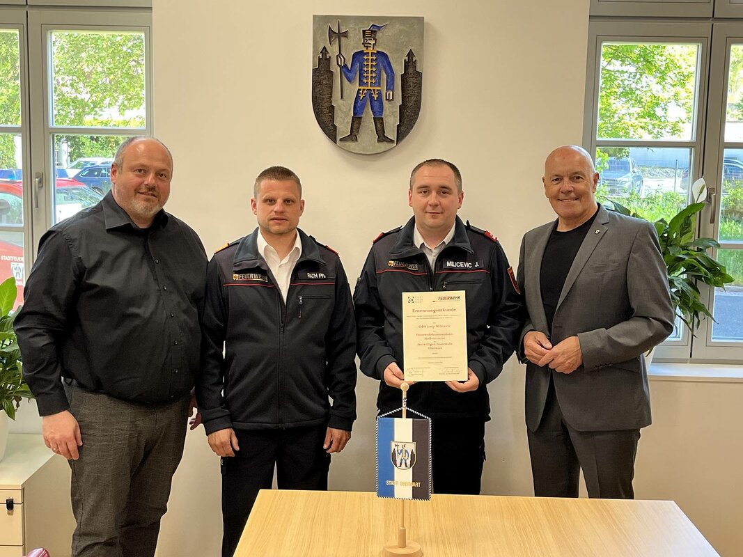 Neuer Kommandant-Stellvertreter für die Stadtfeuerwehr | Stadtgemeinde ...